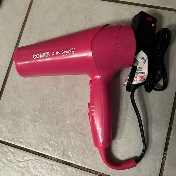 Conair | Hair | Conair Styles On The Go 875 Watt Ionic Dryer ...